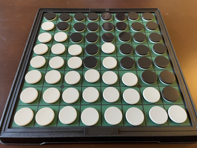 オセロのルール・遊び方 | オセロルールと基本的なやり方・初心者でも勝てるオセロのコツ